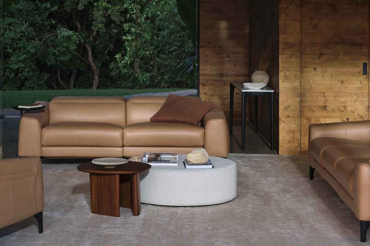 Meet the Luxury Reo II Recliner Sofa | KING