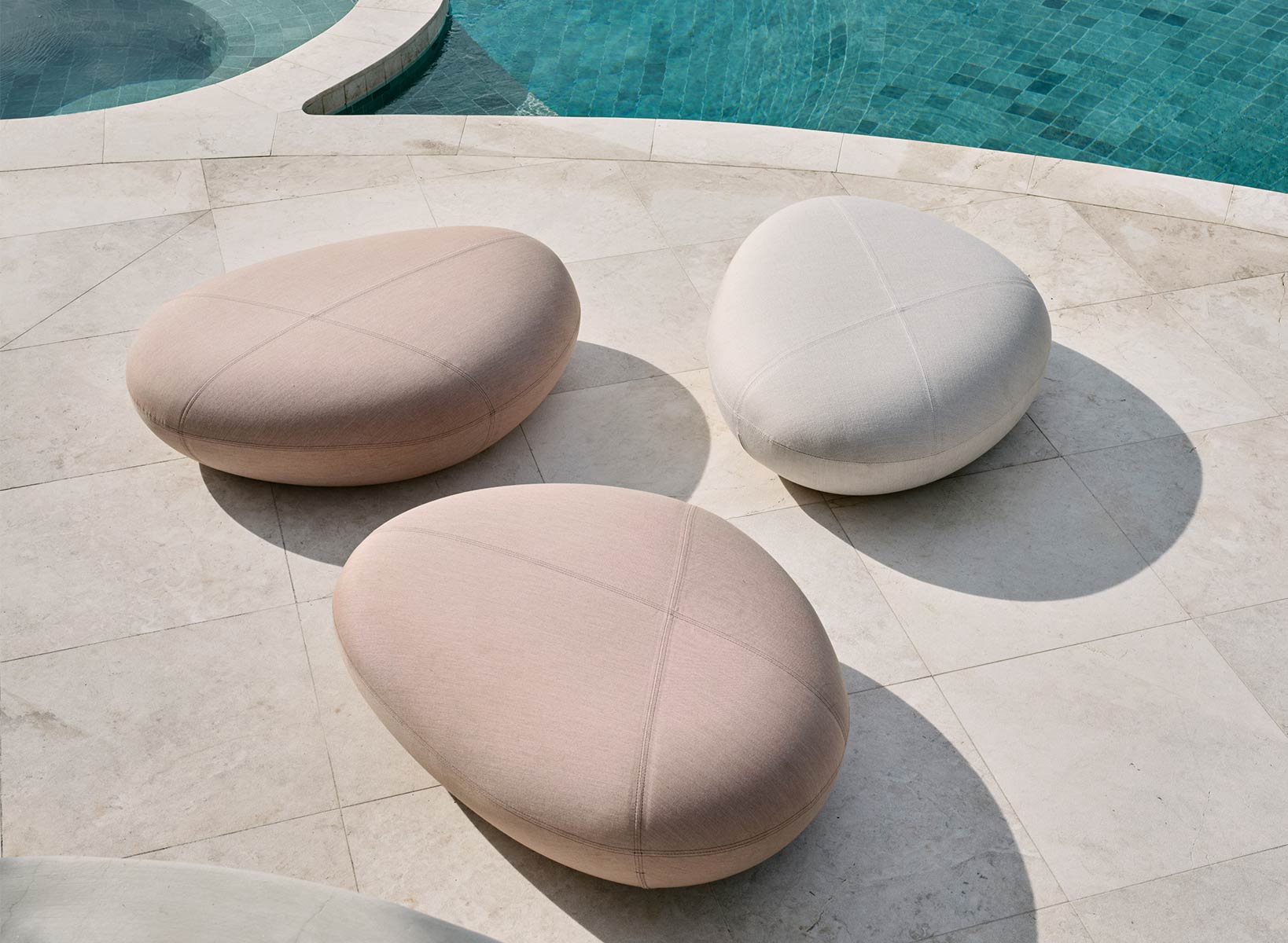 Neale Whitaker on the art of the outdoor room | KING - King Living