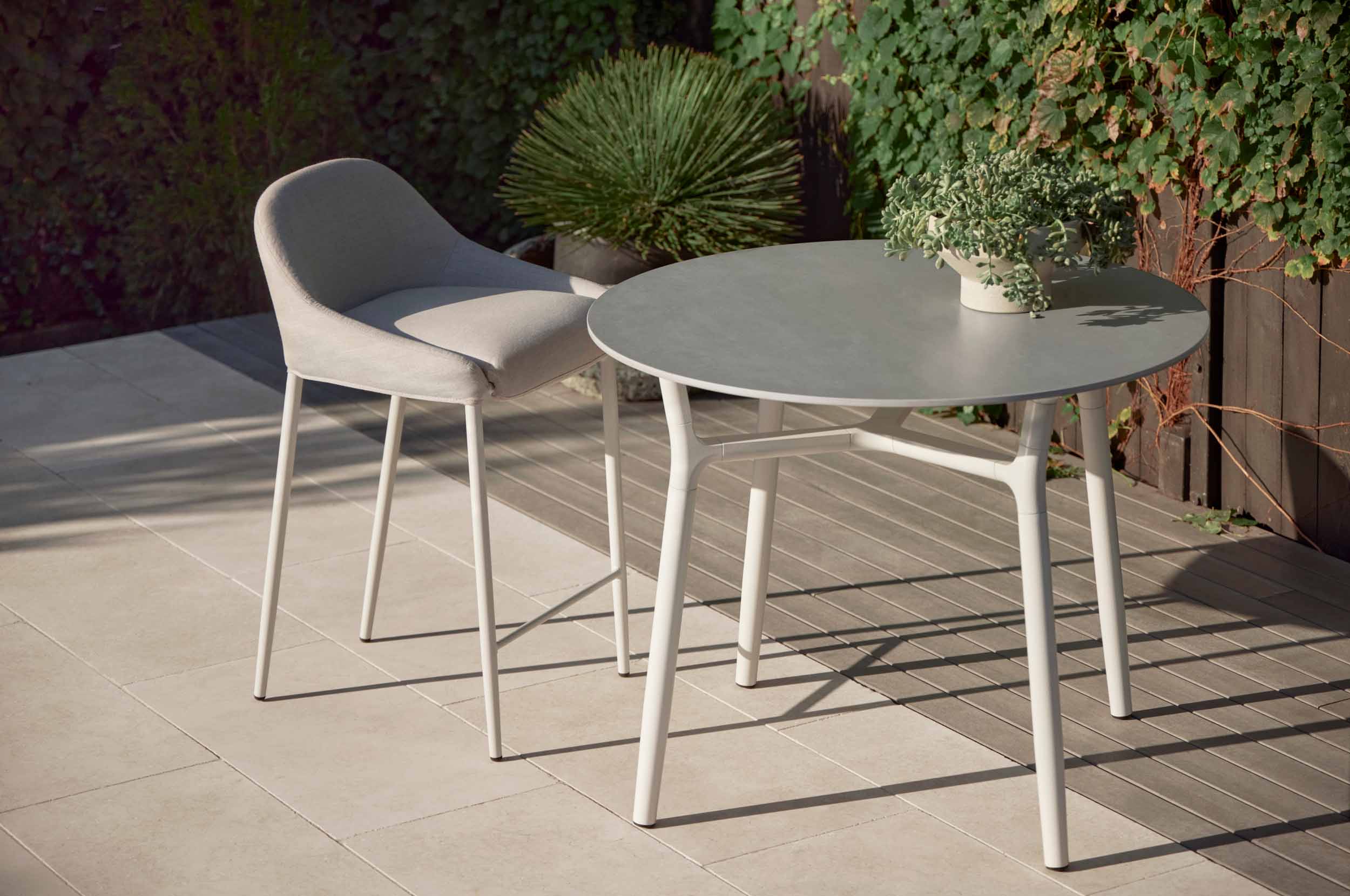 Quay Outdoor Counter Stool