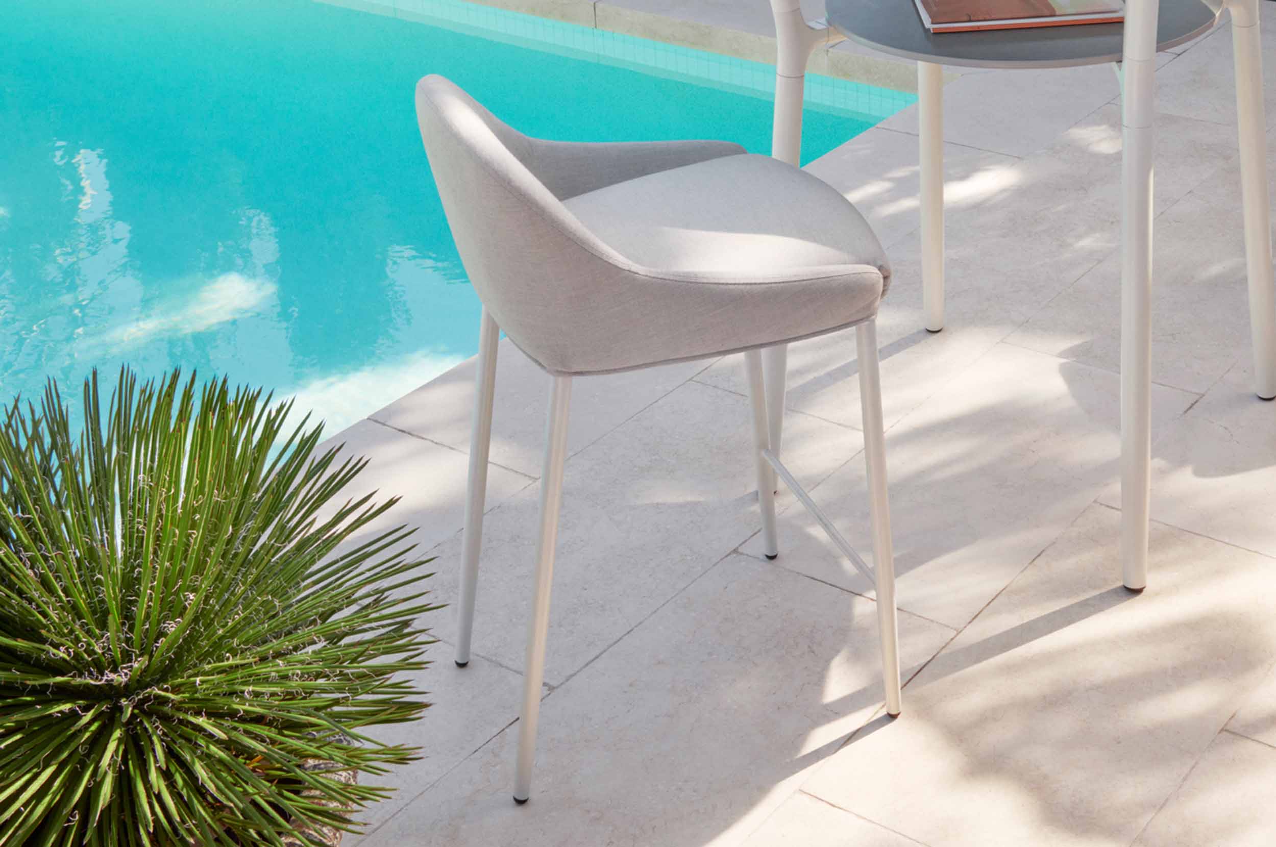 Quay Outdoor Counter Stool